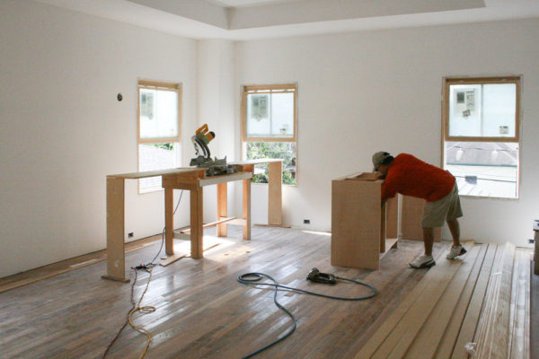 How to Handle an Awkward Corner - Cedar Hill Farmhouse