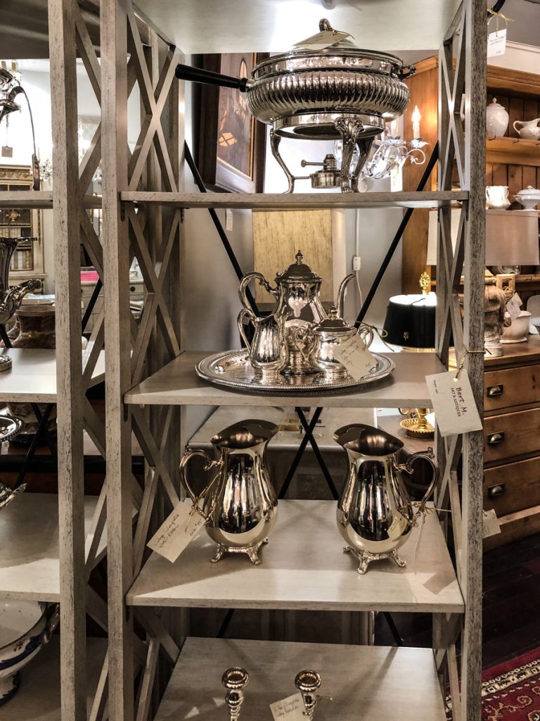 Decorating Tips from the Design Center - Cedar Hill Farmhouse